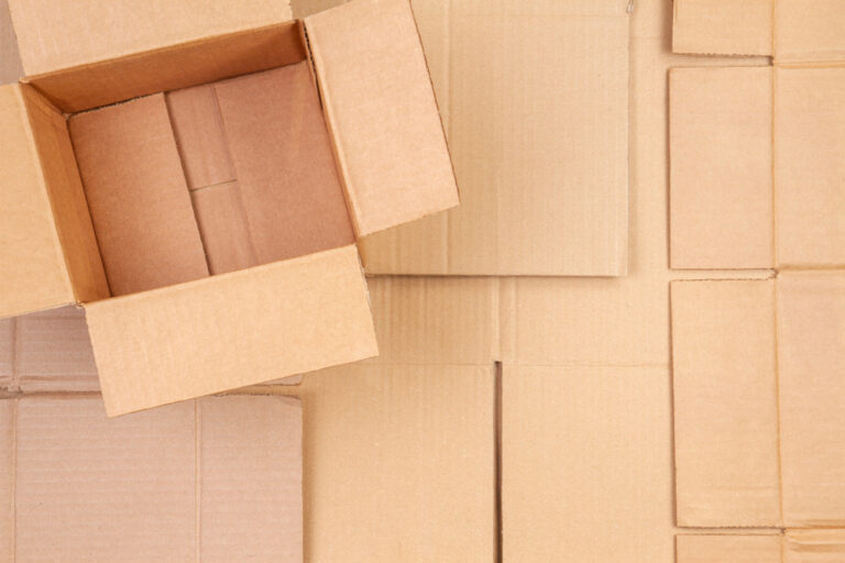 Slotted Boxes Guide: Unfolding 8 Essential Corrugated Box Styles